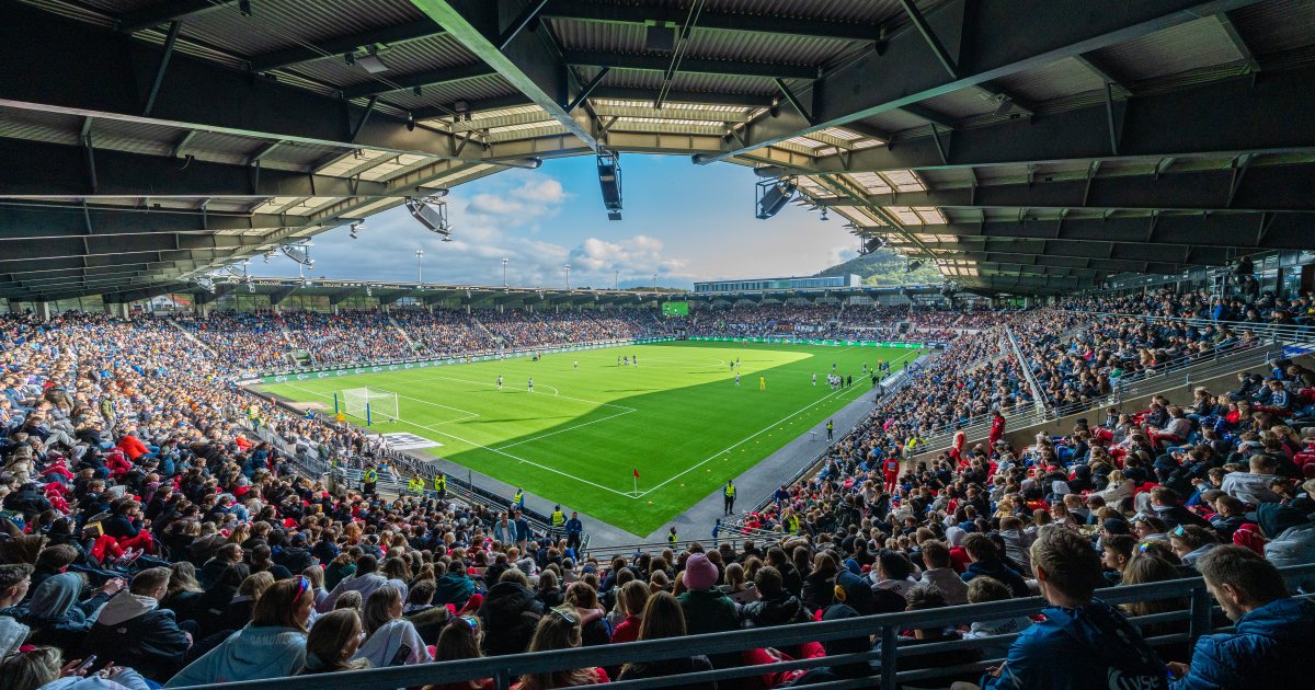 Historisk dag - SR-Bank Arena fyller 20 år / Viking